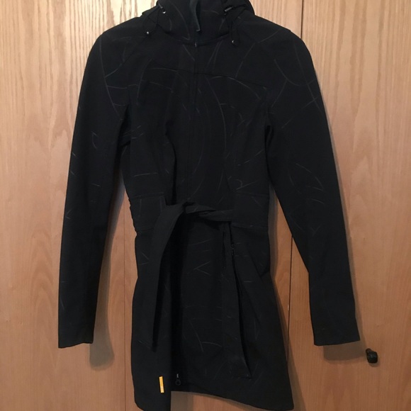 Lole | Jackets & Coats | Lole Glowing Jacket Black Embossed Like New ...